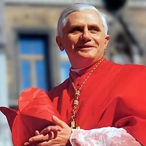 Ratzinger talks “Ad Orientem” (2003)