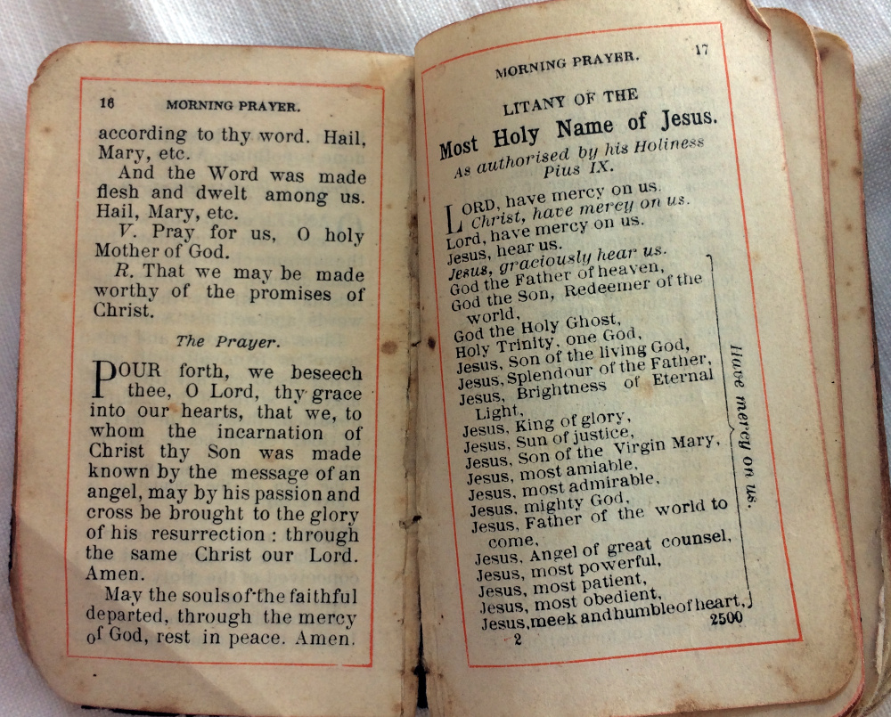 The Tiniest Prayer Books: the Key of Heaven